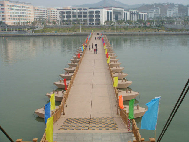 Pedestrian Floating Pontoon Trestle Bridge , Military Floating Bridge